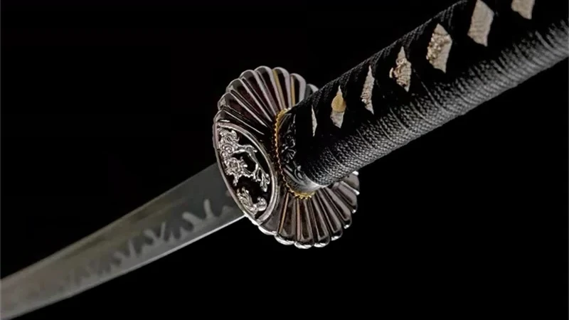 Katana Shiragiku (白菊) | Forjado a mano | KatanaEmpire.mx